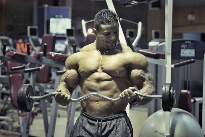 Worldwide Bodybuilders: Saudi muscle stud Aziz Jalali