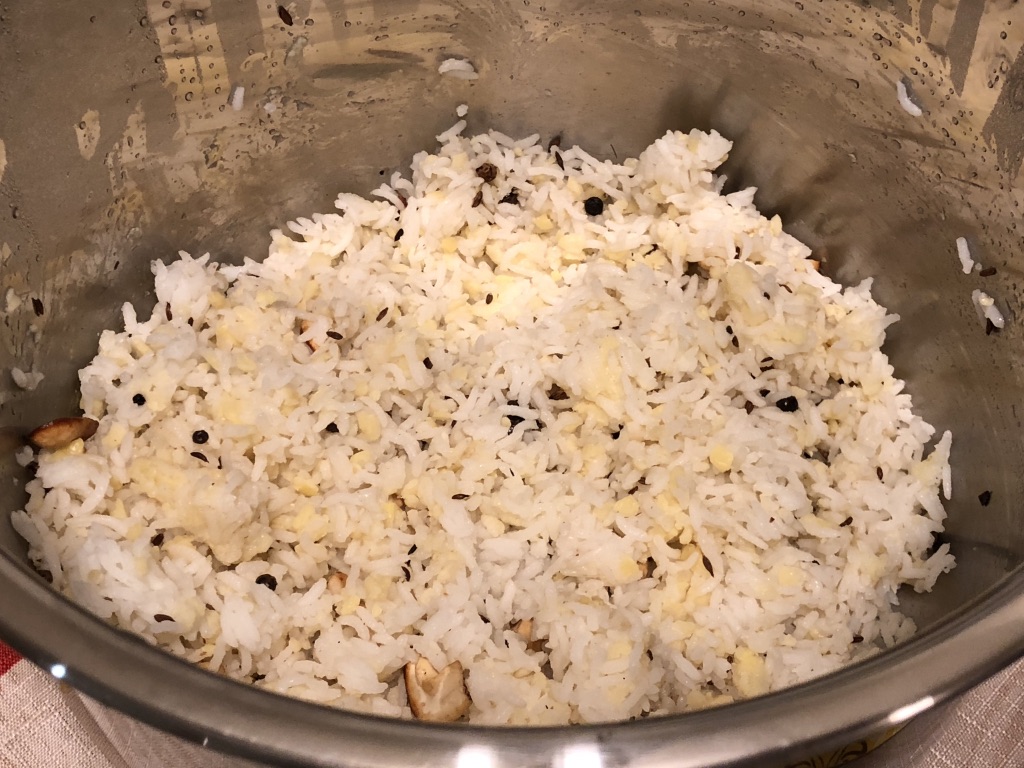 Viki 's Kitchen: Instant pot electric pressure cooker recipes - Venn Pongal
