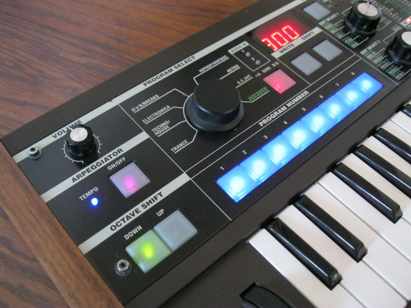 MATRIXSYNTH: Korg Microkorg Custom Synthesizer Unique LED's & Wood