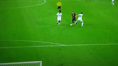 AKI GIFS: Gifs animados Andrés Iniesta