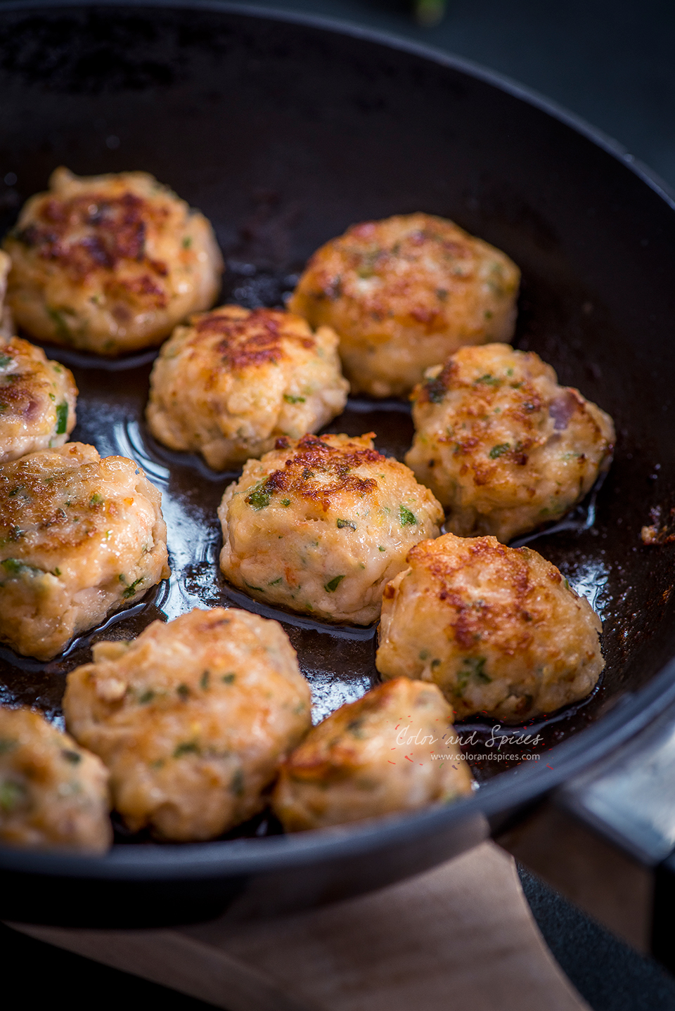 Color and Spices: Chingri macher bora...