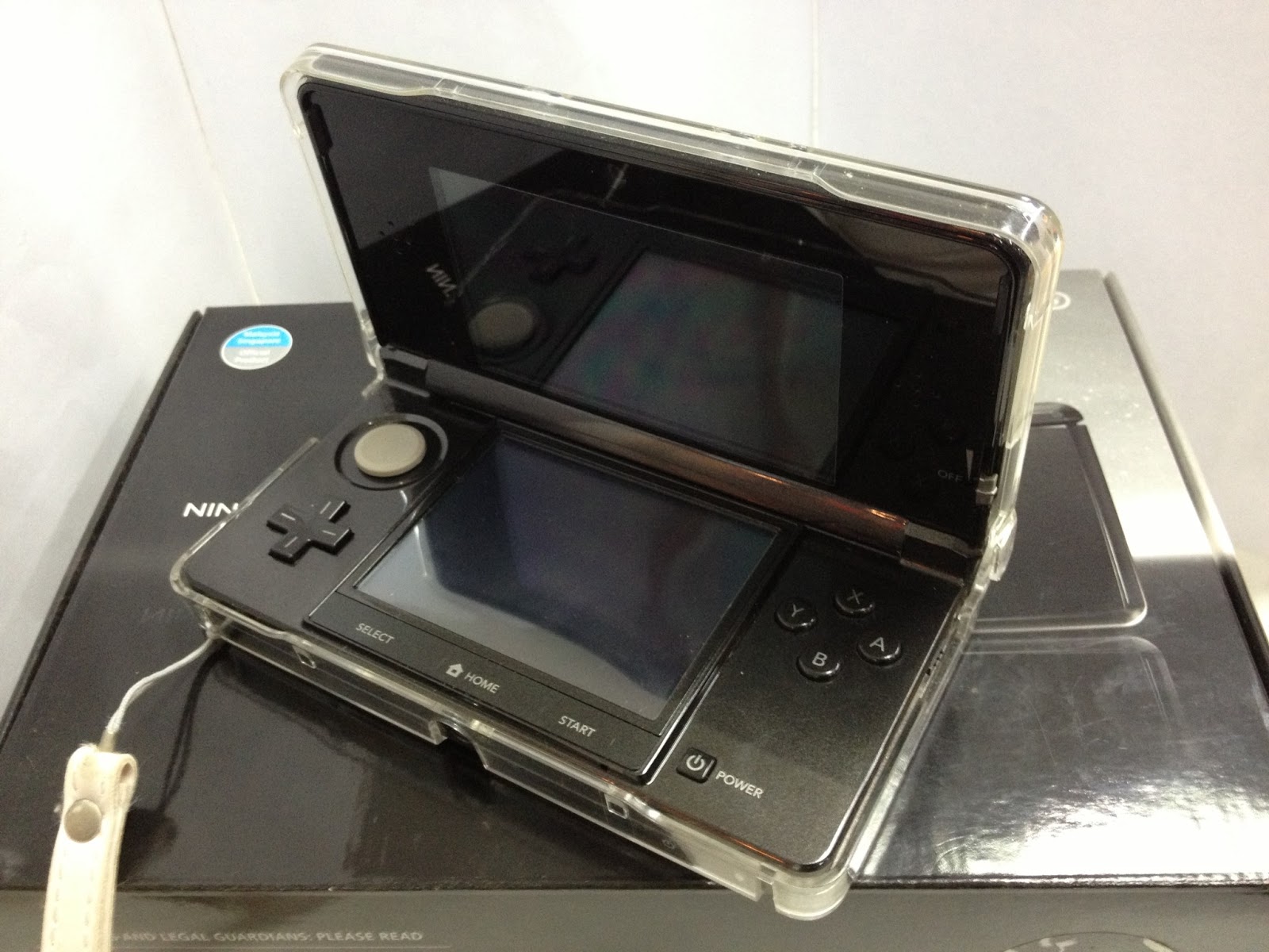 USEFUL THINGS: Nintendo NDS set tip top condition
