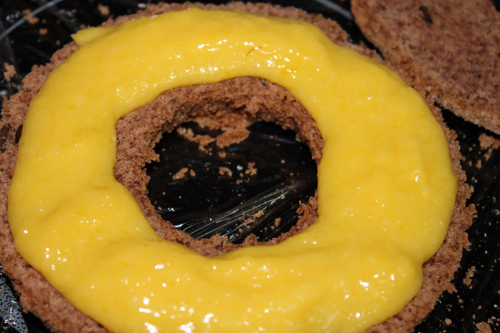 KESITO: BIZCOCHO FEO DE CHOCOLATE CON CREMA DE MANGO-COCO