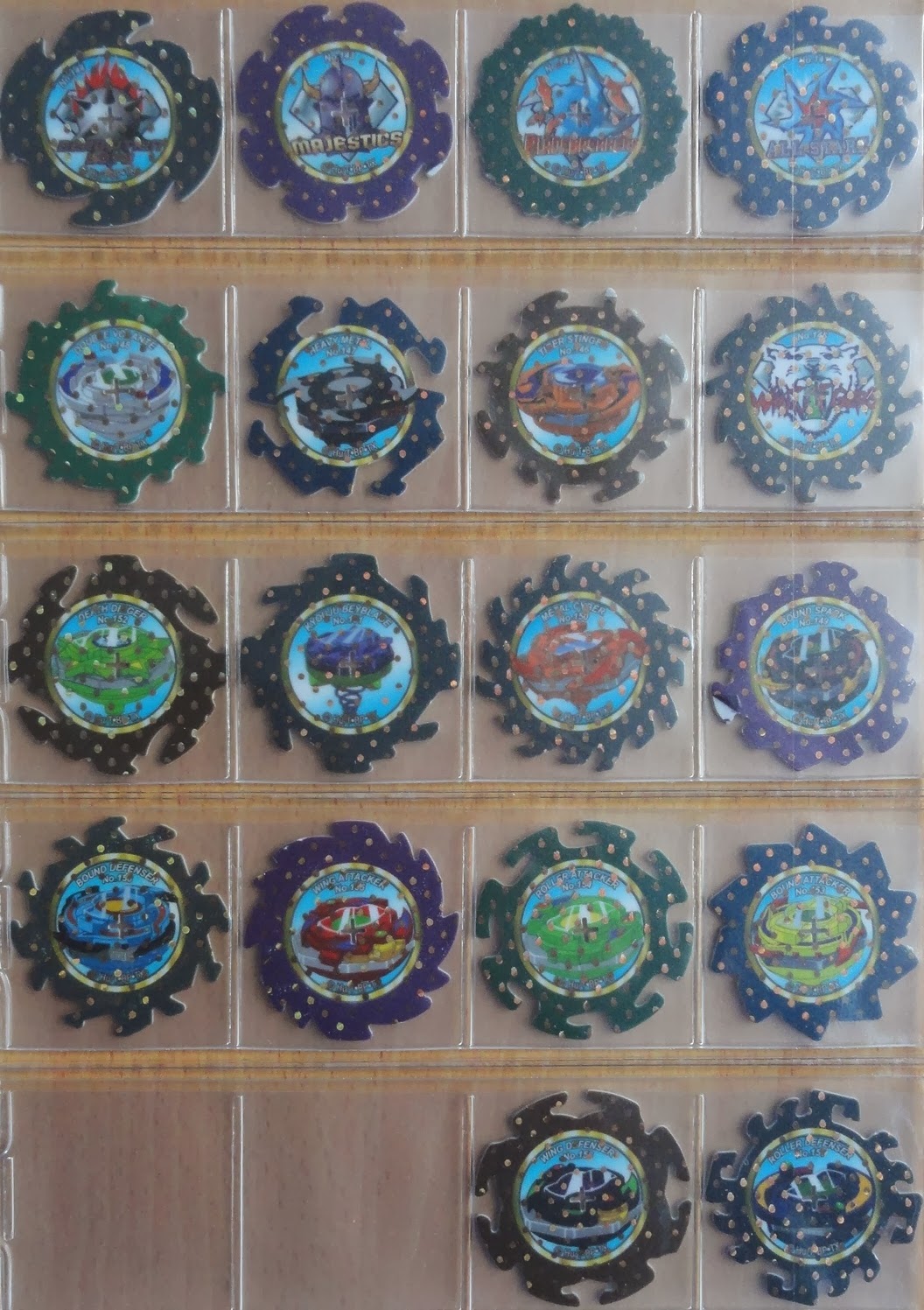 colecções: coleção tazos beyblade gold spinners