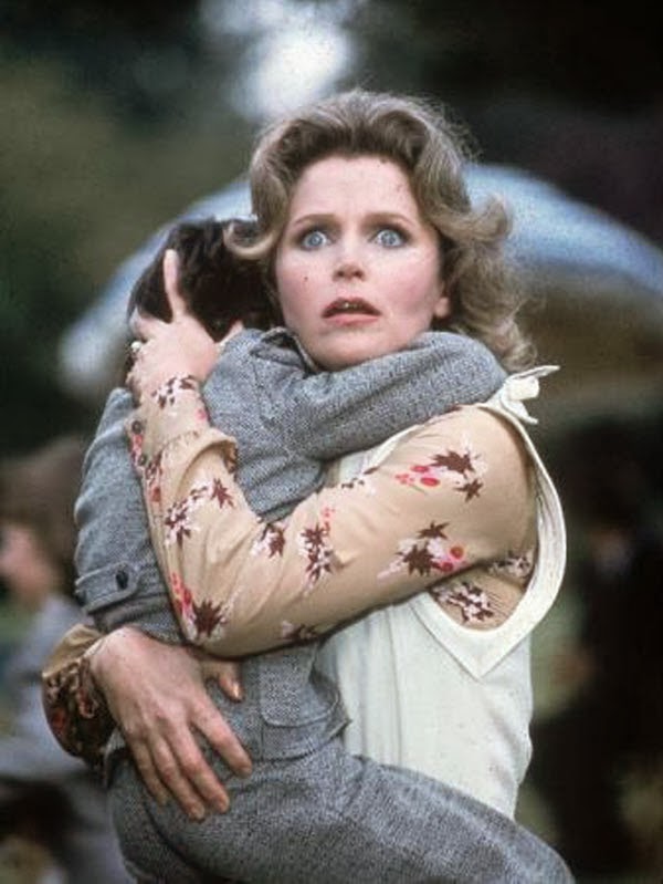 THE OMEN 1976 SCENE | Horror movies, Best horror movies, Lee remick