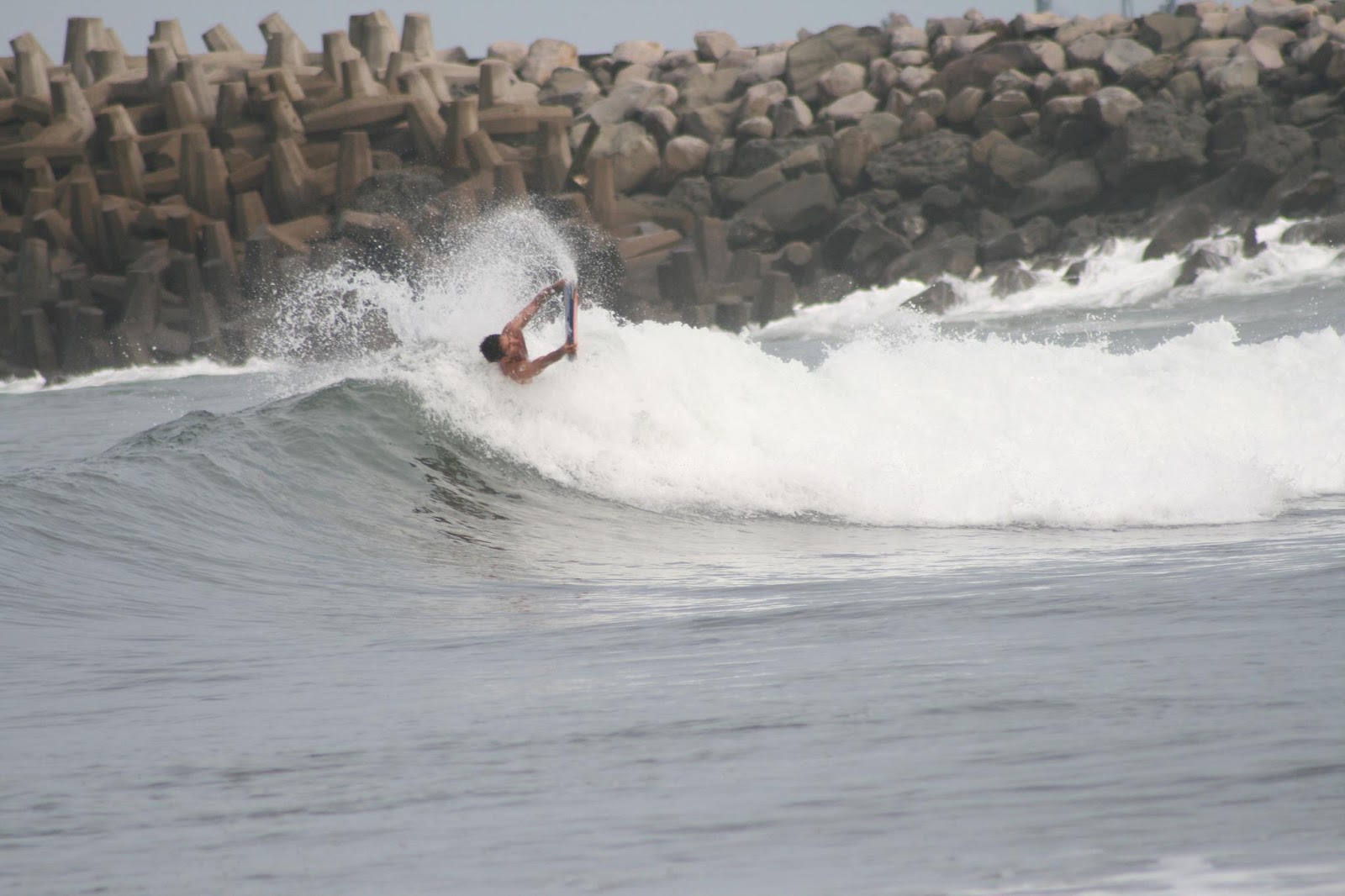 BODYBOARD: PRINCIPALES MANIOBRAS EN EL BODYBOARD