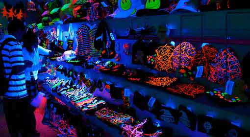 Easy Fashion: Do you know the CyberDog?? - Camden Town #1