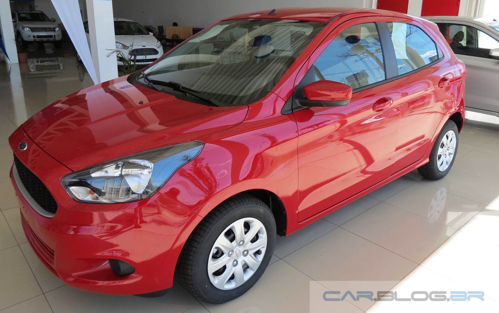 Novo Ford KA SE 1.5: fotos, vídeo e especificações