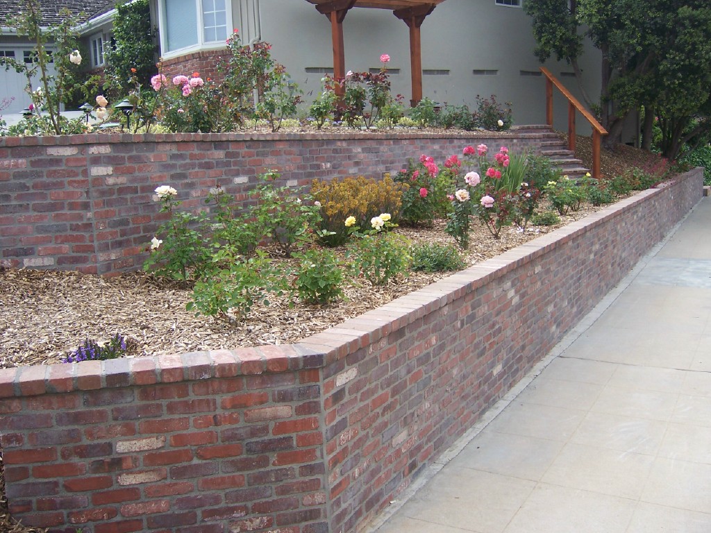 The 2 Minute Gardener: Photo - CMU Wall with Brick Facade Under ...