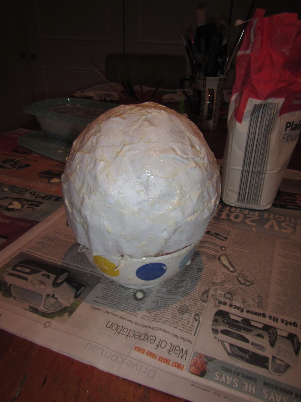 Crafty little people: Paper mache Easter egg basket