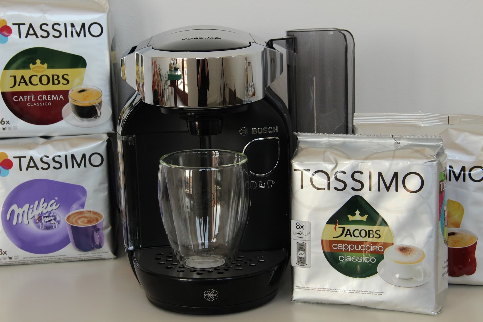 V kuchyni vždy otevřeno ...: Tassimo Caddy kávovar Bosh - recenze