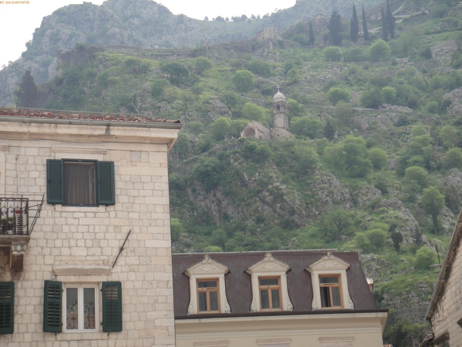 Ταξιδεύοντας στα σύννεφα..: ΜΑΥΡΟΒΟΥΝΙΟ-ΤΑΞΙΔΙ ΣΤΙΣ ΔΑΛΜΑΤΙΚΕΣ ΑΚΤΕΣ- ΚΟΤΟΡ
