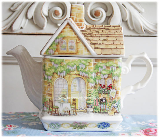 Be Dazzled Collection: Island of English Teapots...