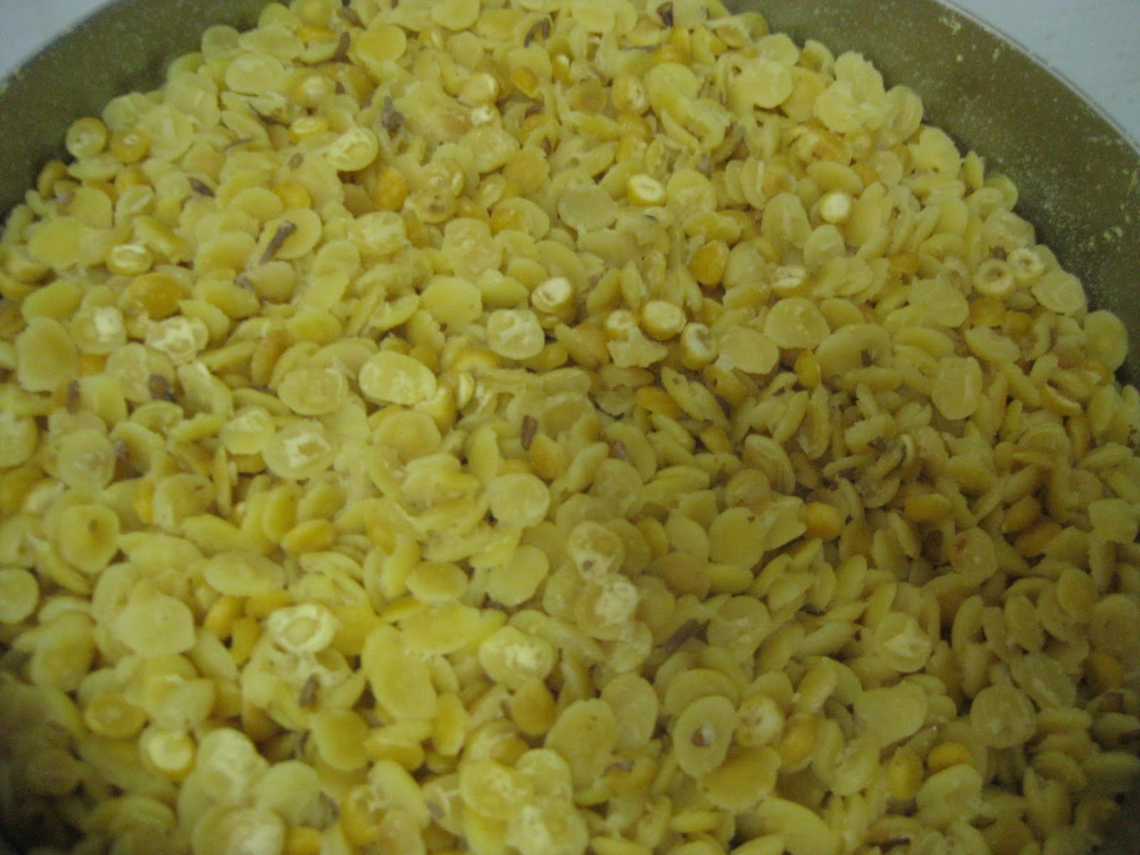 BELE OBBATTU/HOORNADA HOLIGE(ಹೋಳಿಗೆ or ಒಬ್ಬಟ್ಟು)