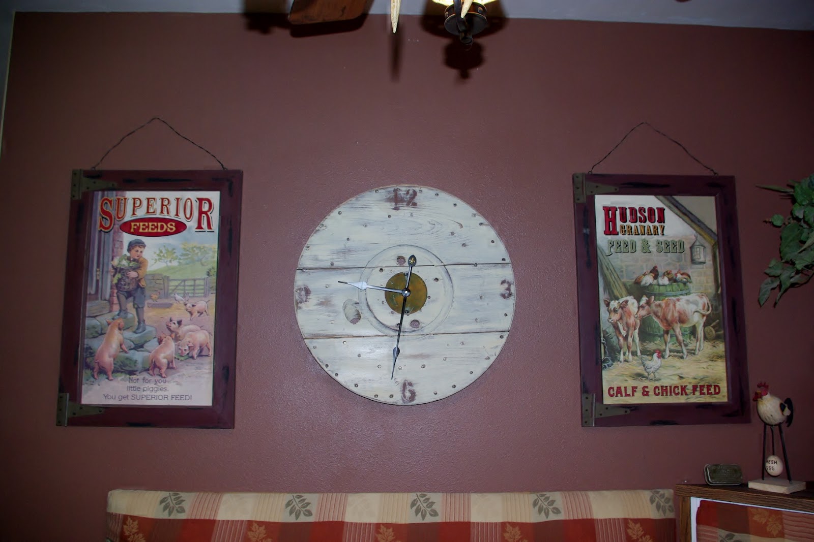 Reclaimed Rustics: WIRE SPOOL RUSTIC CLOCK