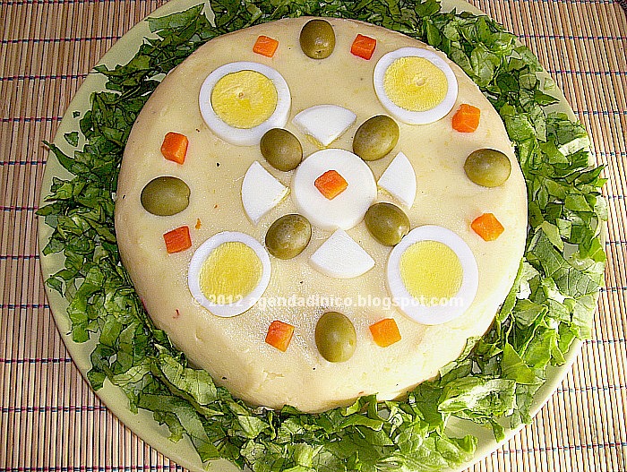 Agenda di Nico: Causa peruviana con pollo / Causa peruana cu pui