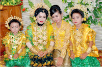 FROM FIKOM FOR BULUKUMBA, SULAWESI SELATAN: KESENIAN BULUKUMBA