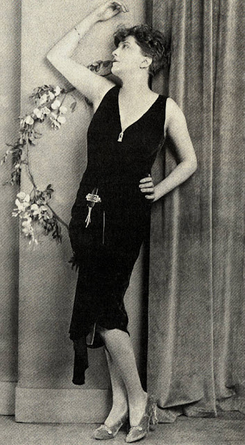 Fabulous Portraits of 18 Famous Flappers in the 1920s ~ vintage everyday