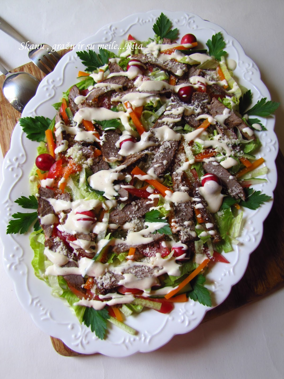 Ritos receptai : Salotos su jautiena