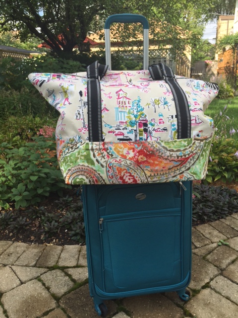 Rhonda's Creative Life: The Many Faces of the Parisian Travel Bag