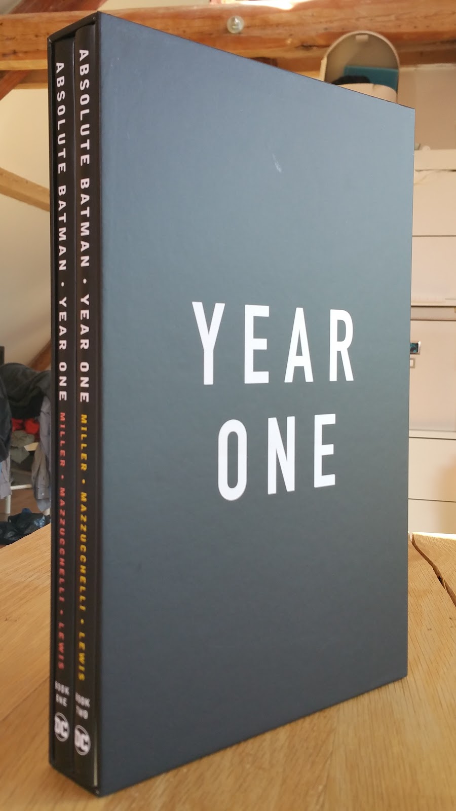 my absolute collection: Batman Year One Absolute Edition