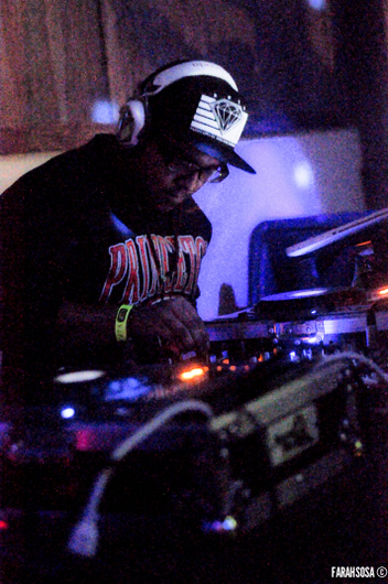 FARAHSTOP: Los Globos, VIBRATE Moombahton Monthly w/ JWLS. Paul Devro ...