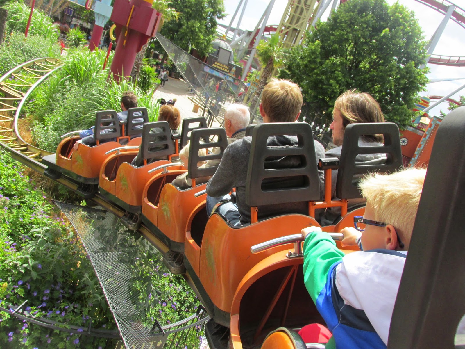 Amusement Park... Stuff: That park they named a Coaster style after.....