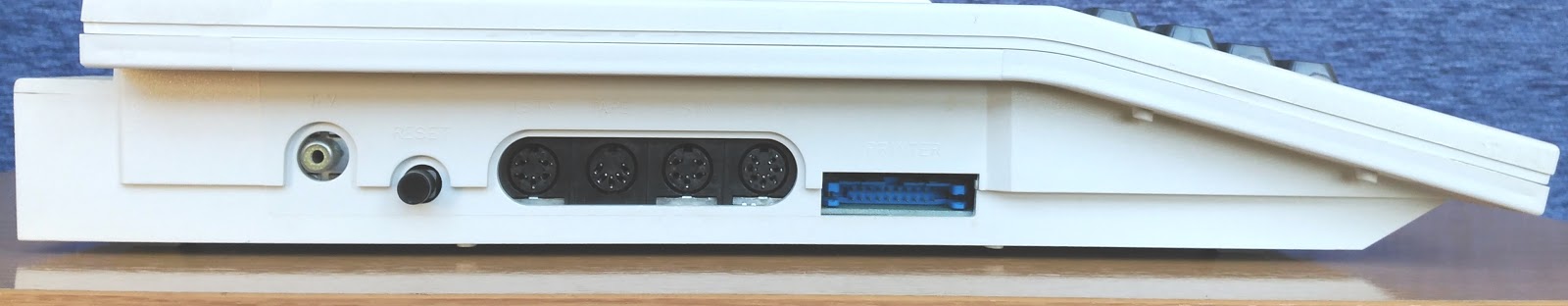 Retro Ordenadores Orty: Ordenador Dragon 200 (1985)