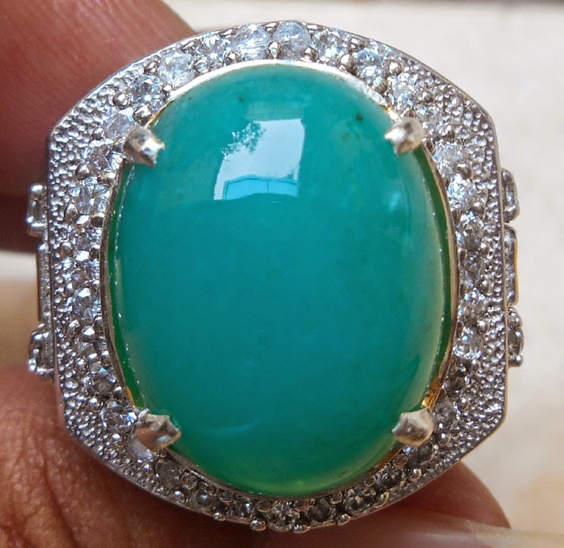 NATURAL BACAN PALAMEA KRISTAL MENGKILAT | Web Permata No 1