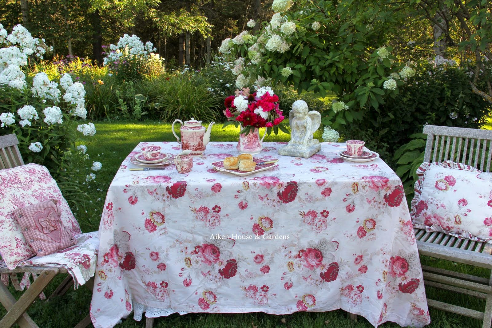Aiken House & Gardens: Summer Garden Teas