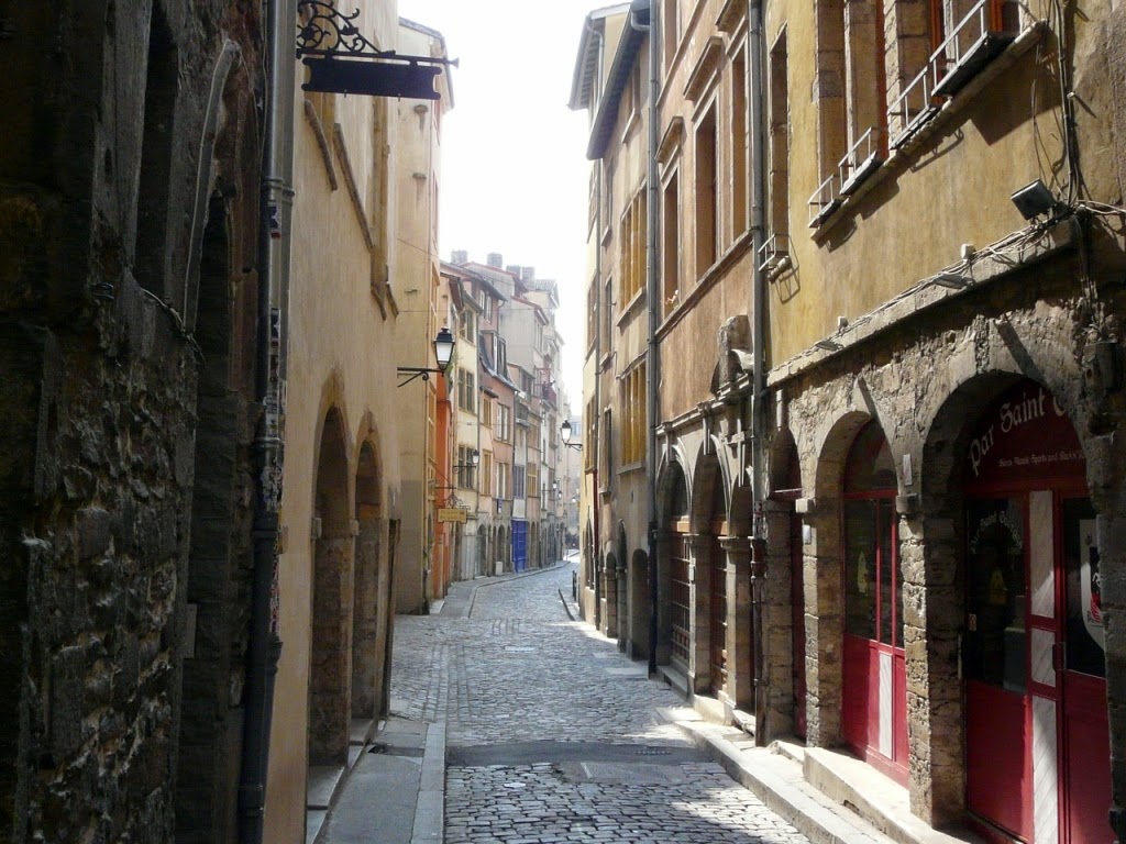 LUIS LÓPEZ PUNTO COM: LYON: Bella ciudad francesa que recuerda París