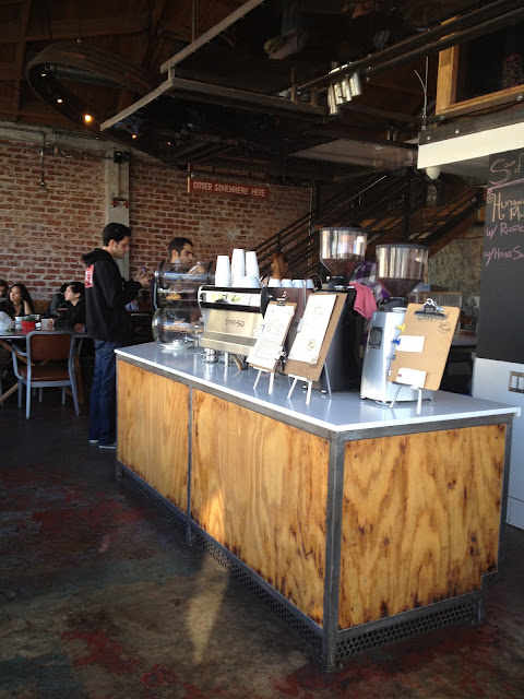 The Coziest: Coffee Shop Review: Paper or Plastik Cafe