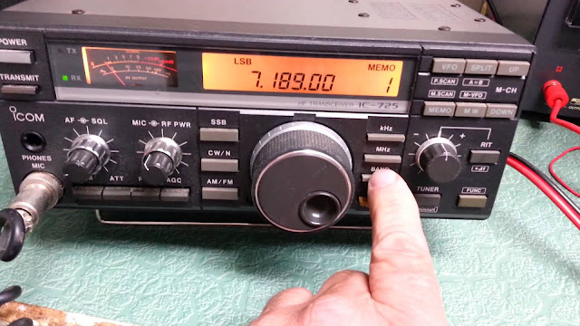 Icom IC-725 Amateur HF Transceiver - Pro Radio Club - News Technology