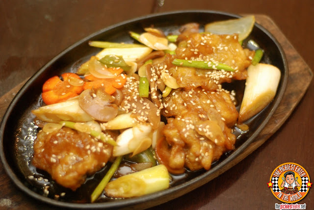 THE PICKIEST EATER IN THE WORLD: YAKU JAPANESE GRILL AT THE PODIUM! - Rinaz