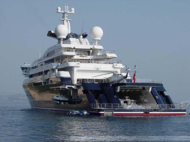 m/y Octopus ~ Mighty-Ships.com