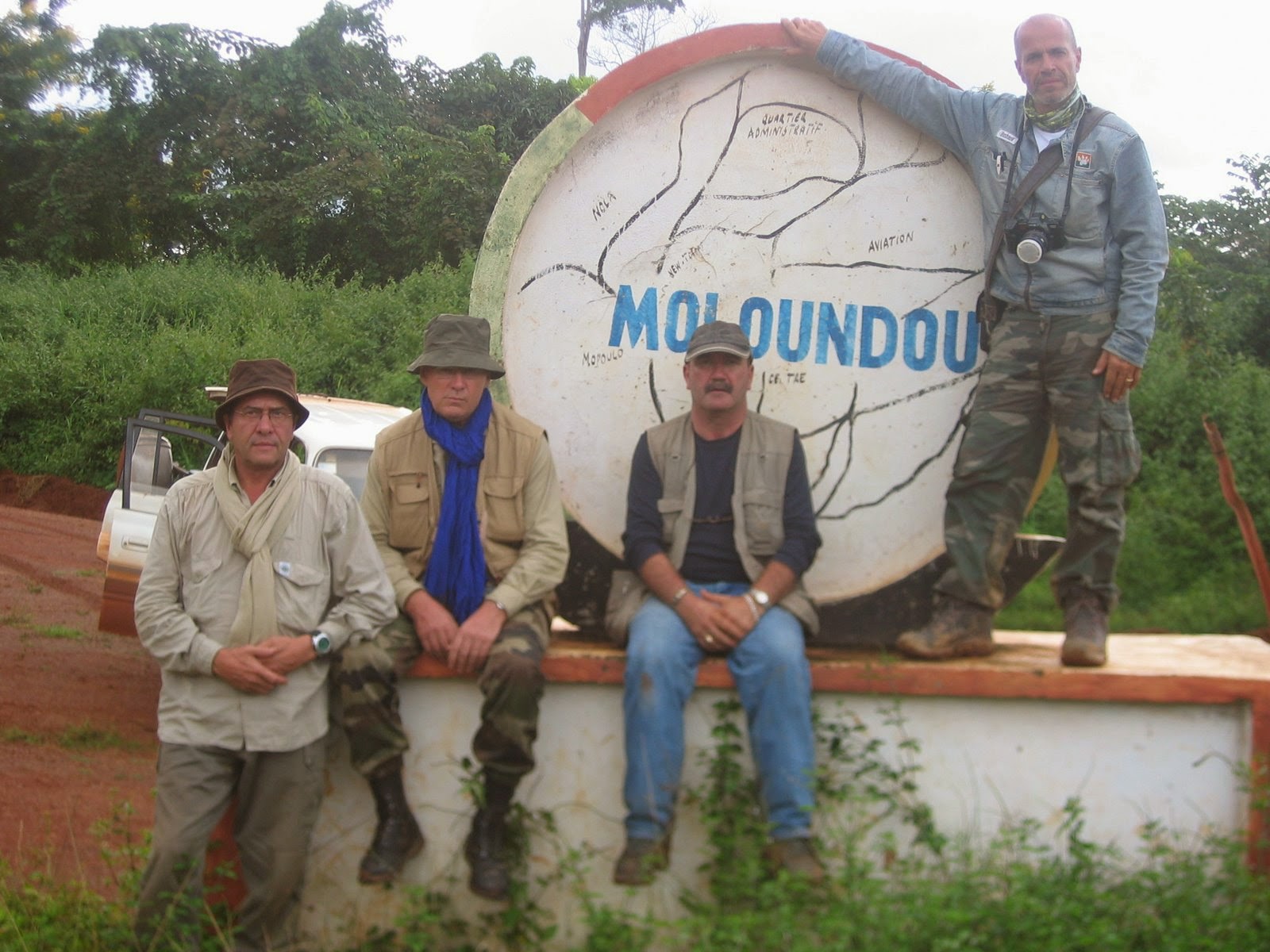 MOKELE - MBEMBE EXPEDITIONS: 02/27/15