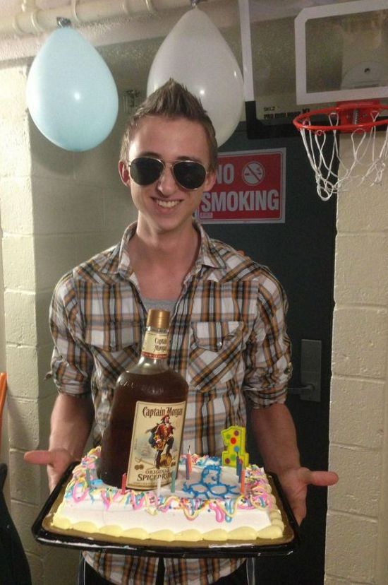 Birthday cake | Halloo