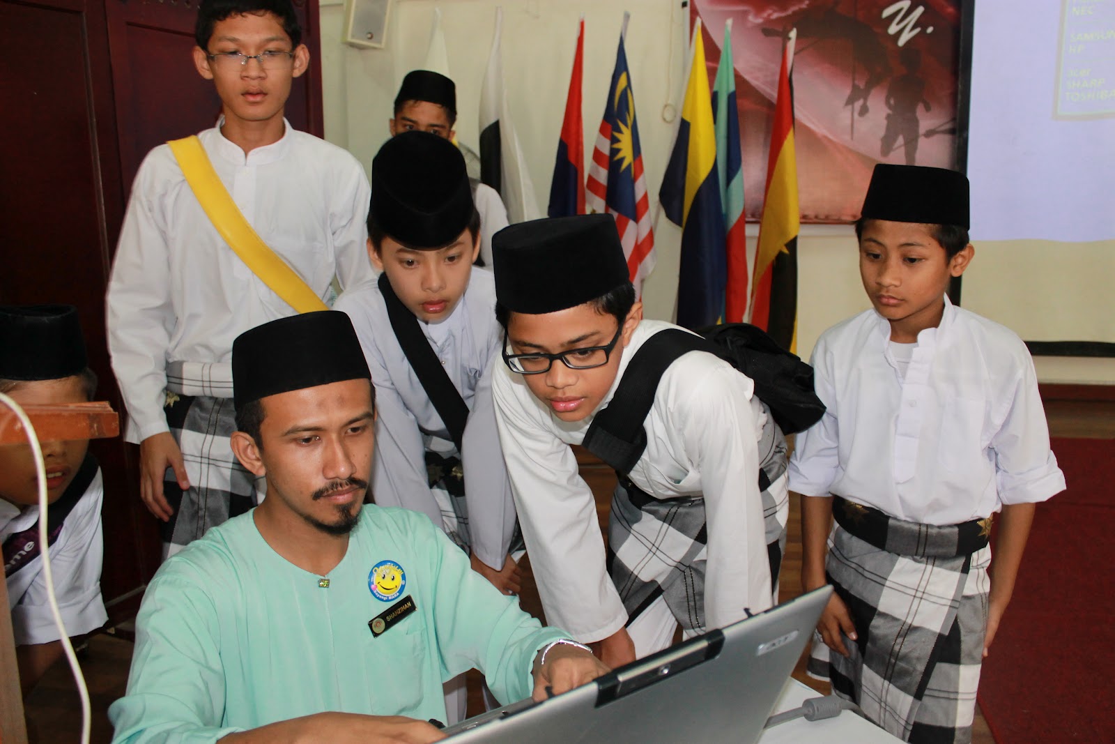 .: 34 Ciri Pelajar Yang Cemerlang