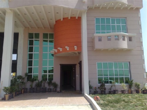 Architecture Design: Pakistani House
