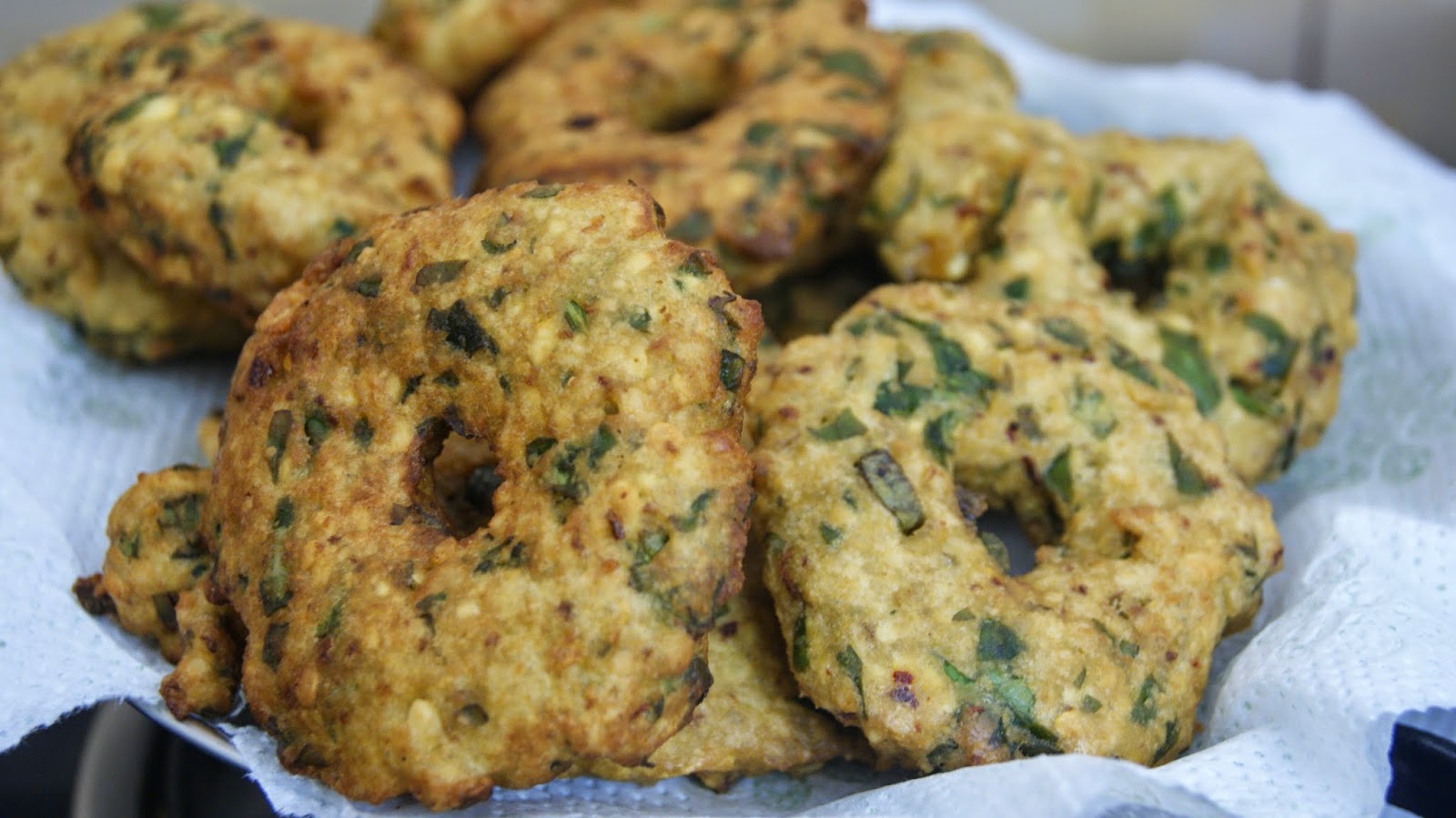 Always Hungry: Keerai Vadai / Spinach Vada