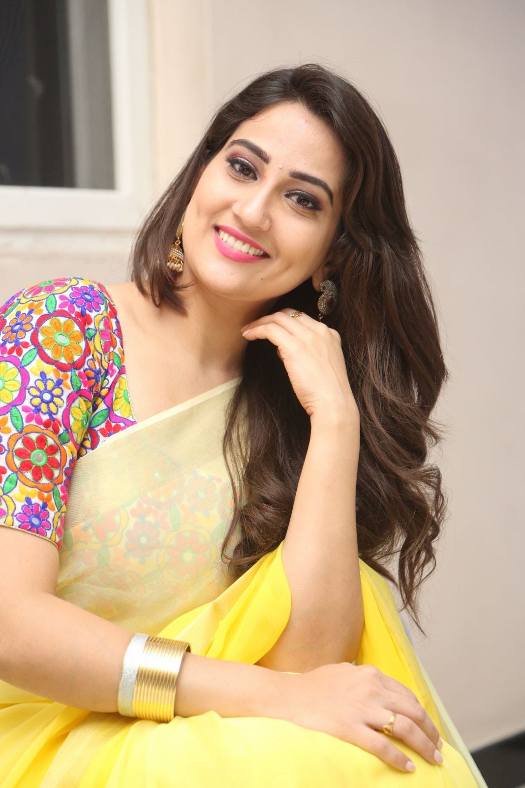Anchor Manjusha latest dazzling photos gallery