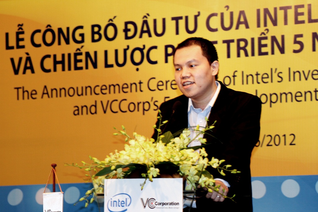 Ông Nguyễn Bảo Hoàng phát biểu Khai mạc lễ công bố đầu tư của Intel vào ...