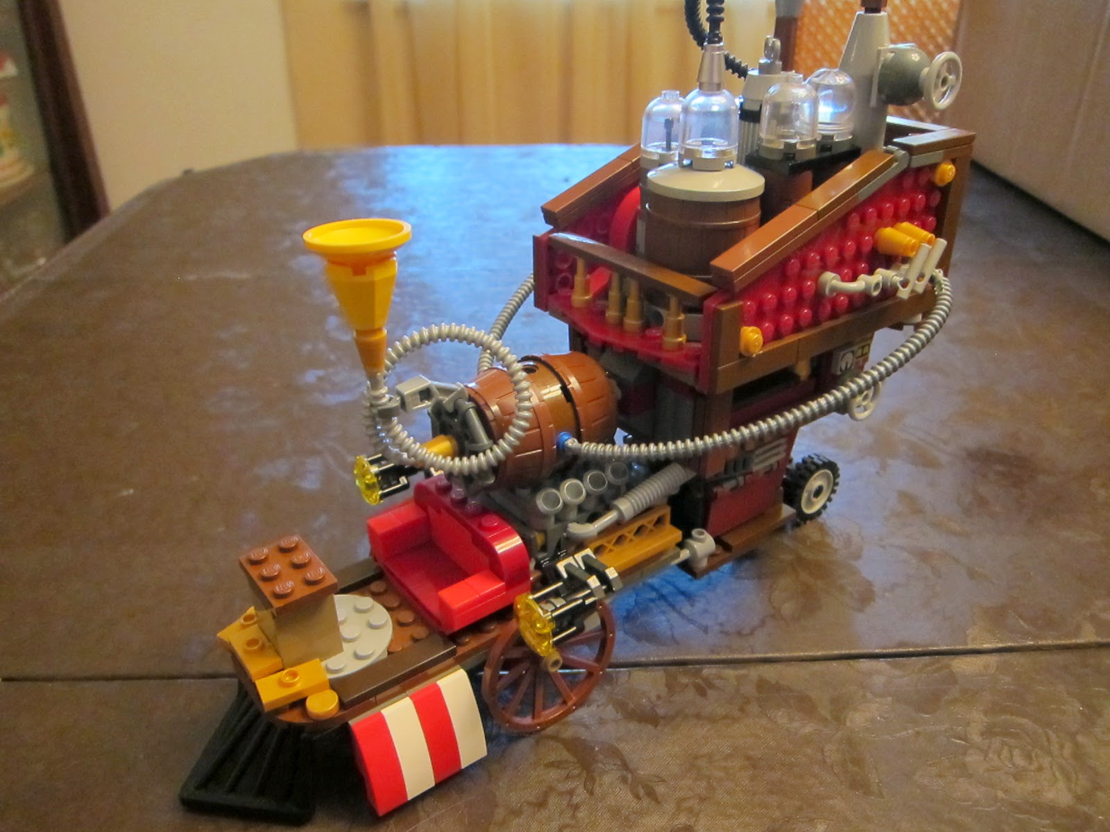 Equestria Daily - MLP Stuff!: Super Speedy Cider Squeezy 6000 in Lego Form