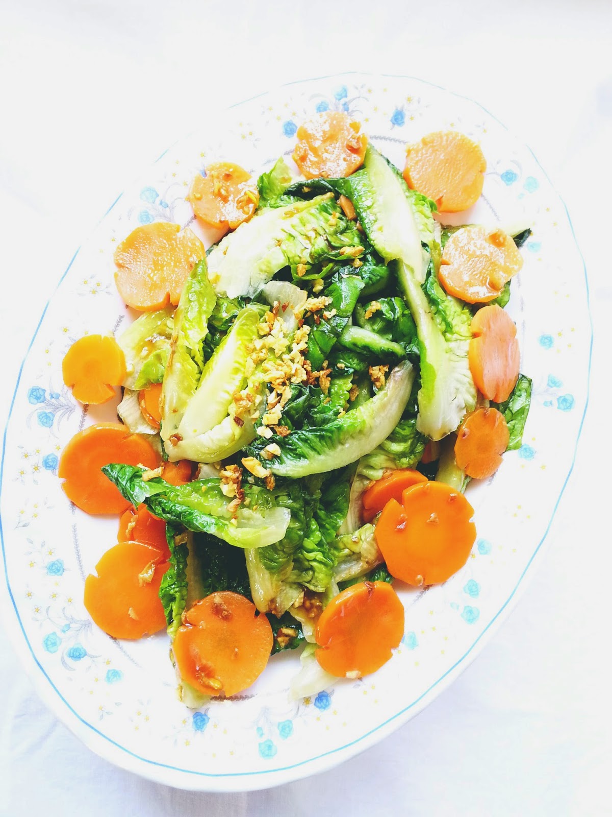 SAYUR YAU MAK / ROMAINE LETTUCE DENGAN BAWANG PUTIH DAN SOS TIRAM