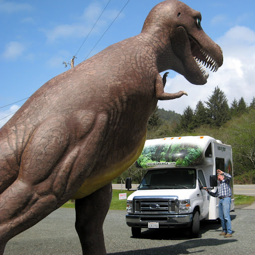 Northwest RVer: Meet dinosaurs at Oregon’s Prehistoric Gardens