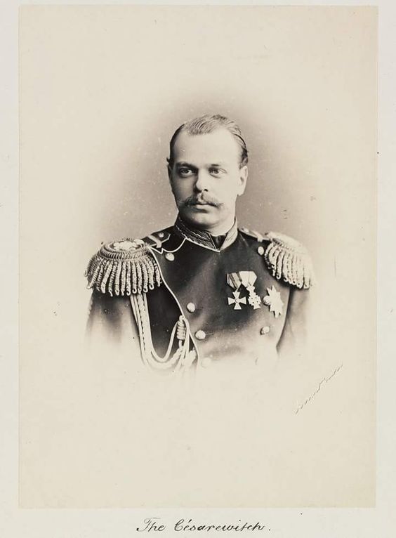 Os Romanov: A nossa alegria desde que nasceu - Czarevich Nicolau ...