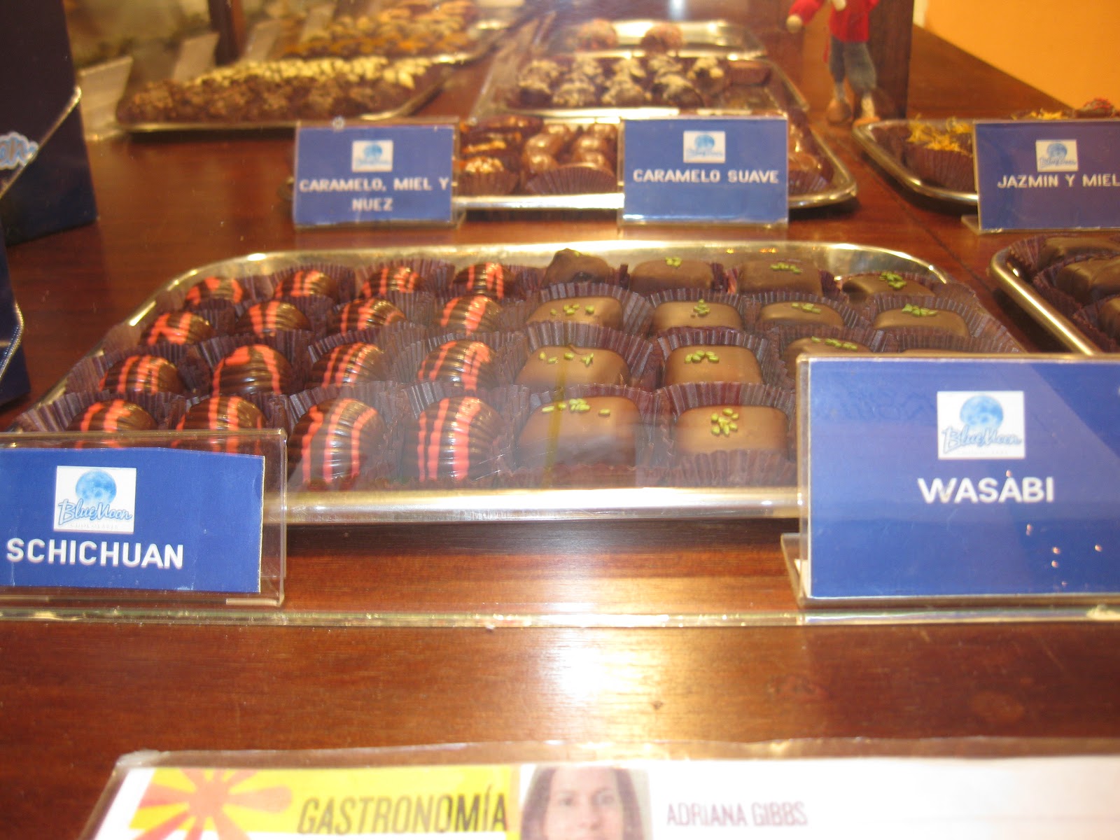 .: Blue moon... Chocolates