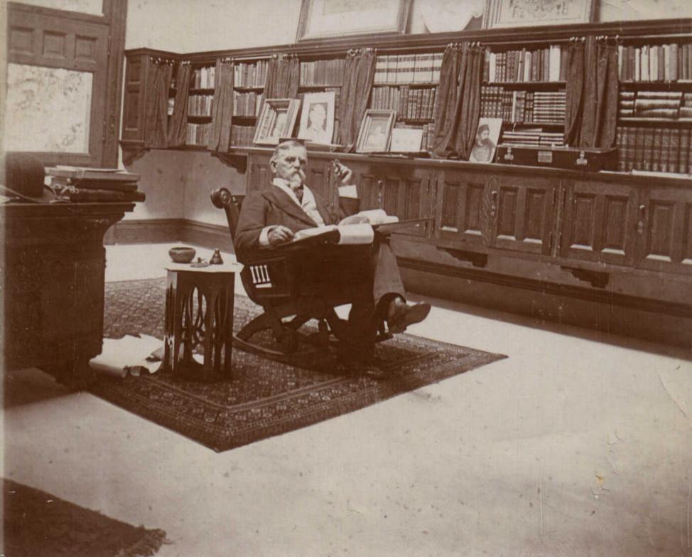 How to Create an Inspiring Writing Workspace | by Nicole Bianchi ...