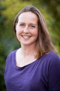 Chick Lit Central: Going under the sea with Maureen Foley...plus a book ...