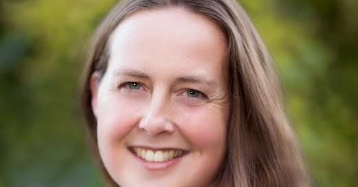 Chick Lit Central: Going under the sea with Maureen Foley...plus a book ...